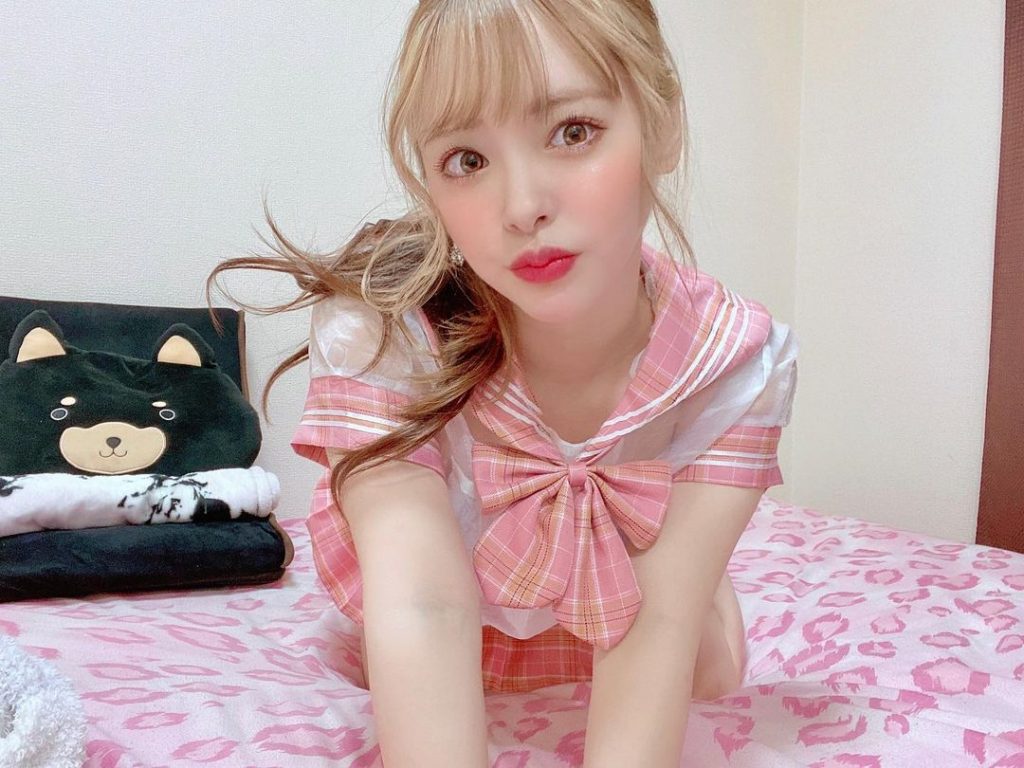 Ogura Yuna ดาราเอวี ผู้หลงไหลวัฒนธรรม K-pop สู่การเป็นยูทูบเบอร์ด้วย ...