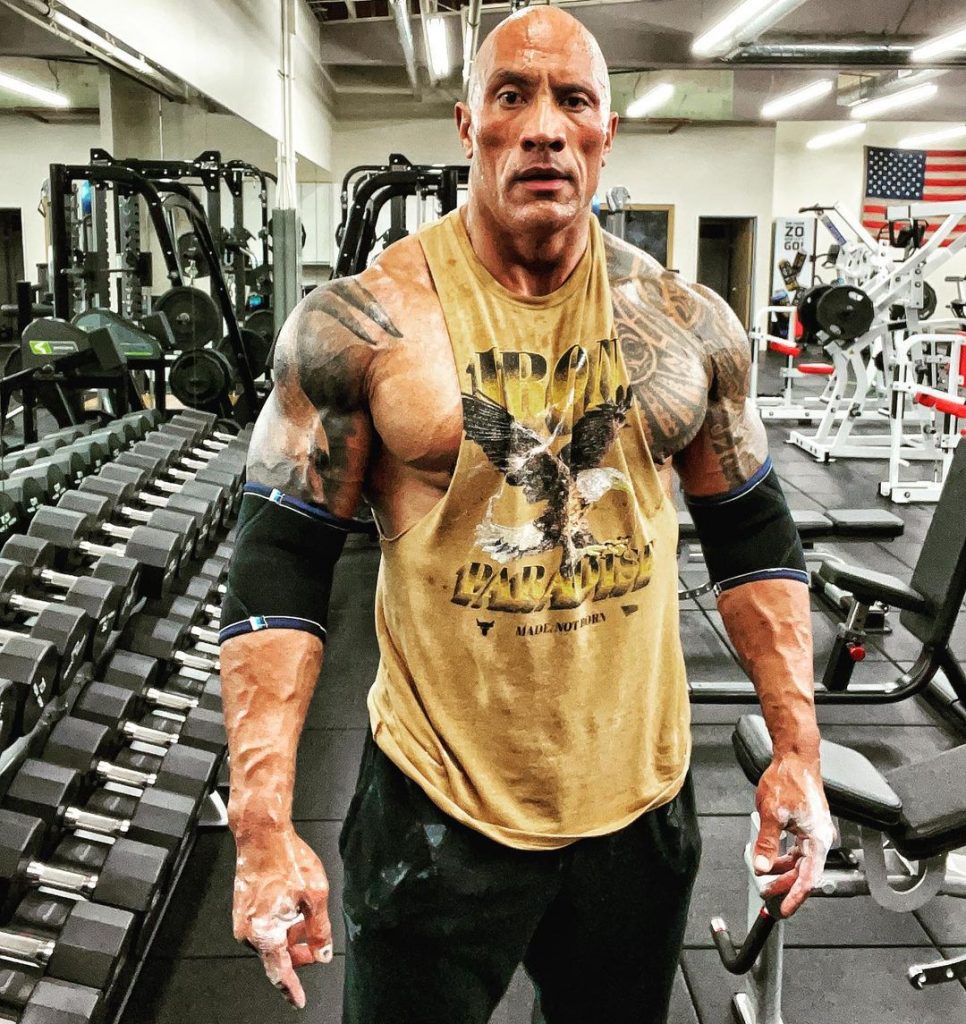 The Rock เล่าเรื่องฮาในวัยเด็ก เคยโดนเข้าใจผิดว่าเป็นเด็กหญิงตัวน้อย ...