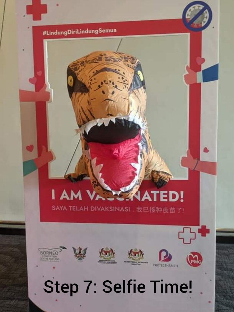 ฉีดวัคซีนให้บันเทิงแบบมาเลเซีย คอสเพลย์ทั้ง T-Rex นารูโตะ จูเรนเจอร์ ไปจนอุลตร้าแมน – CatDumb ...