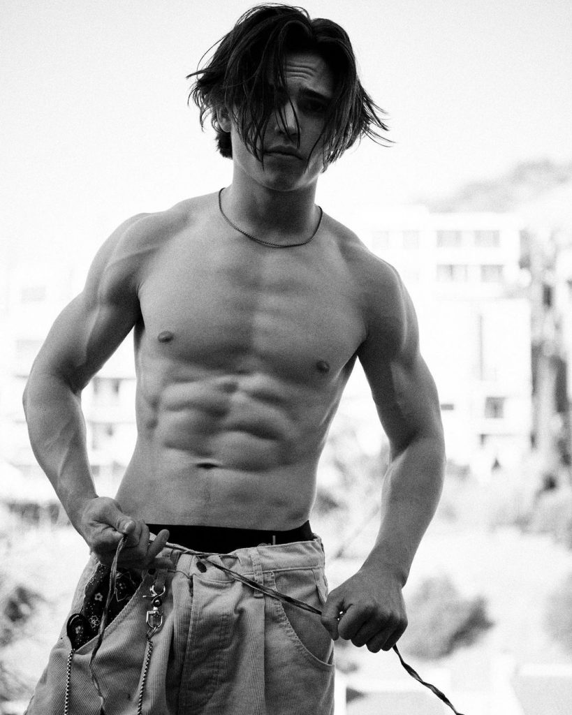 ทำความรู้จัก Tanner Buchanan หนุ่มหล่อภายใต้มาดเซอร์ ผู้มีนัยน์ตาชวนฝัน ...