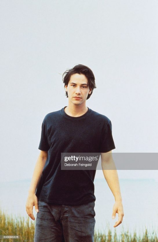 1989 มีดีมากกว่าความคลาสสิก เผยเซ็ตภาพ Keanu Reeves วัย 25 ปี น่ารักจน ...