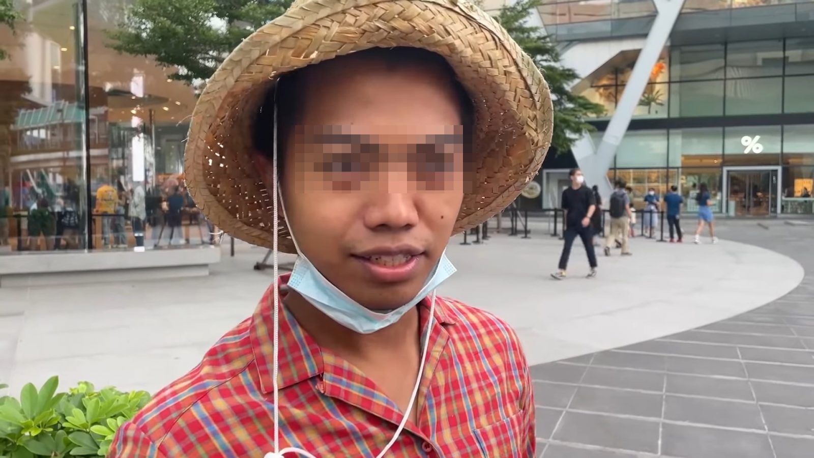 ดราม่าปะทุ ยูทูบเบอร์แต่งชุดชาวนาไปซื้อ iPhone 13 Pro อ้างไม่อยากให้ตัดสินคนที่ภายนอก – CatDumb ...