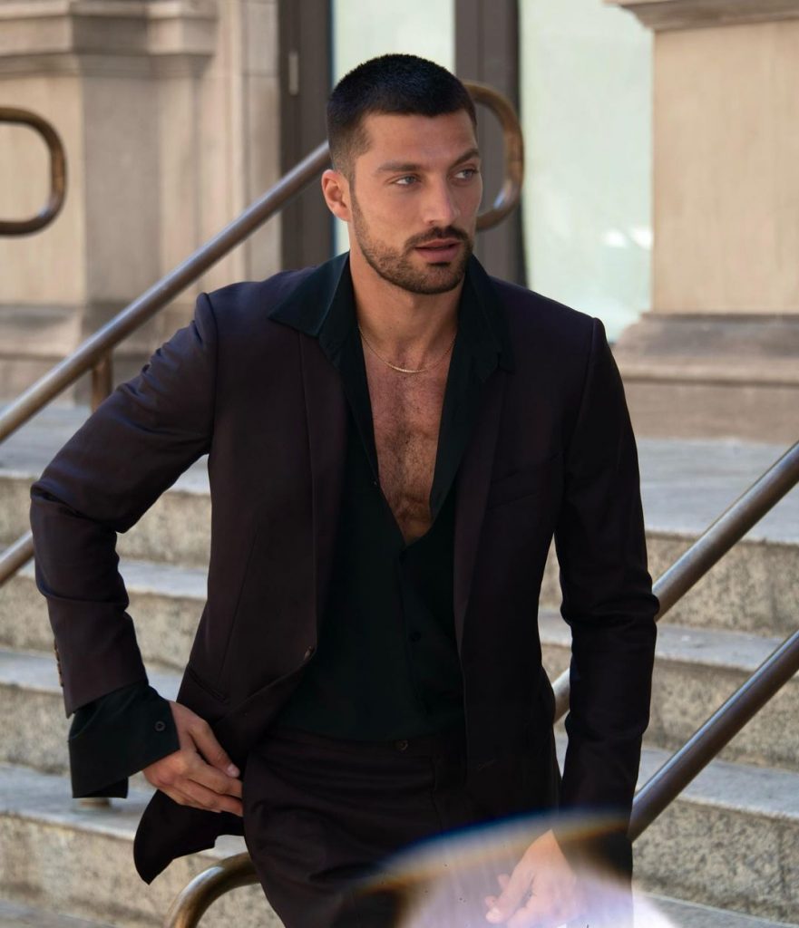 ชวนรู้จัก Simone Susinna หนุ่มอิตาลีทรงเสน่ห์ จาก 365 Days 2 การัน ...