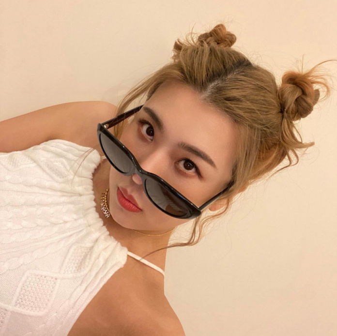 อุ๊ย! เน็ตไอดอลสาวโพสต์ภาพเปลือยลงอ่าง ชาวเน็ตตาดีเห็นอะไรแว๊บๆ ไม่ใช่ใช่มั้ย… – CatDumb – แคทด ...