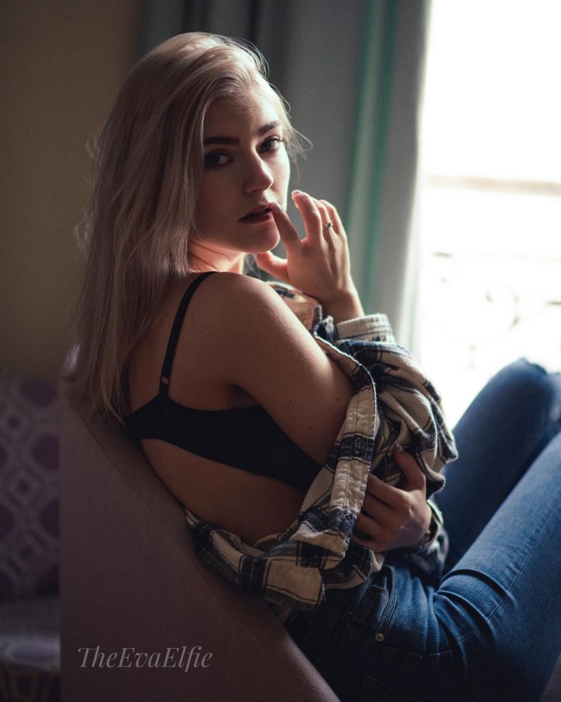 Eva Elfie ตัวท็อปจากแดนหมีขาว ใบหน้างามหยด+สัดส่วนทรงเสน่ห์ ลีลาครบเครื่องเรื่องบนเตียง ...