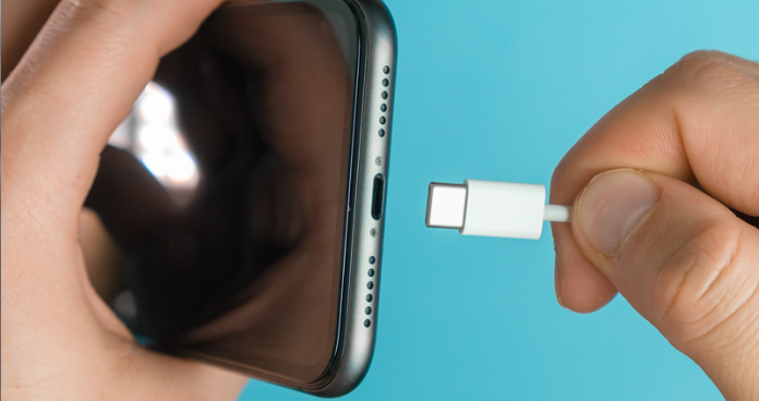 EU ห้าม Apple จำกัดความเร็วชาร์จ สาย USB-C ที่ Apple ไม่ได้รองรับ หลังมีข่าวลือว่าจะทำกับ iPhone ...